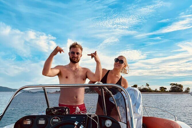 Private Tour from Split: Blue Lagoon & 3 Islands + Wine Included - FAQs