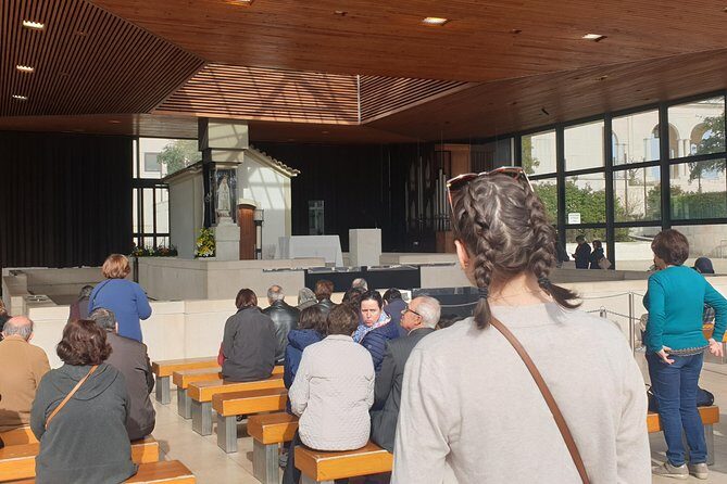 Private Tour Full Day Fátima - Porto - Óbidos - from Lisbon - FAQ