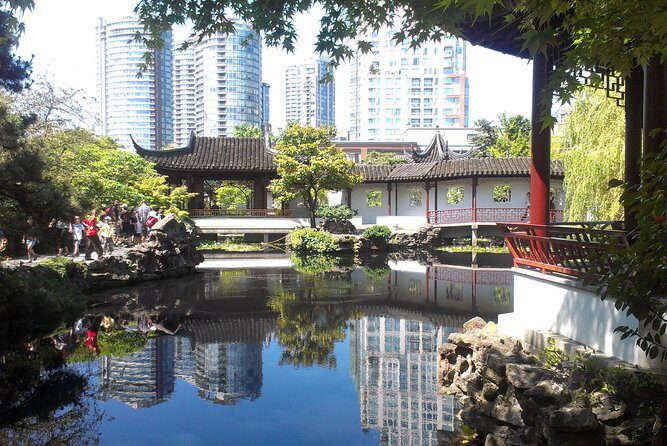 Private Tour: Gardens of Vancouver - Exploring Vancouver’s Botanical and Cultural Heritage