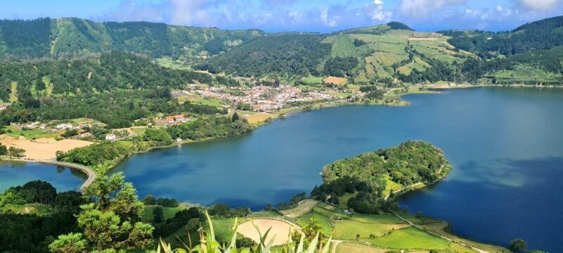 Private Tour Half Day Sete Cidades and pineapple production - Key Points  