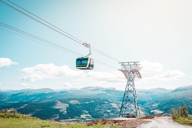Private tour - Hardangerfjord, Voss Gondola & 4 Great Waterfalls - Starting Point and First Stop: Fossen Bratte