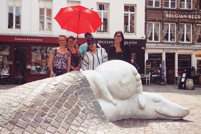 Private tour: Highlights & History of Antwerp - The Charming Nello & Patrasche Statue