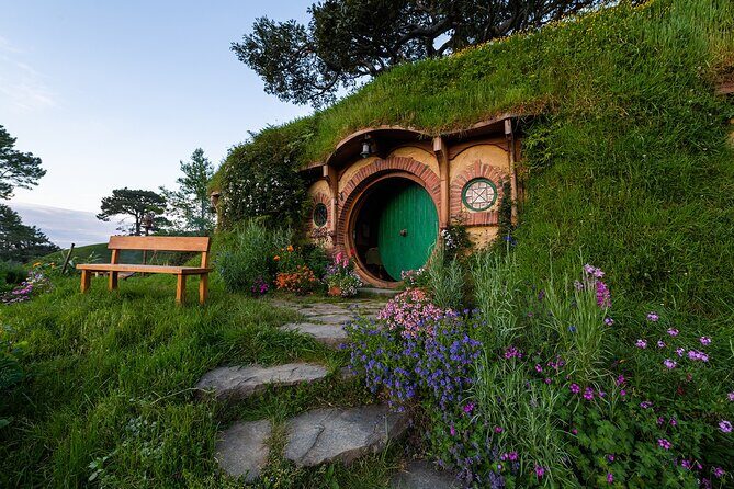 Private Tour: Hobbiton & Waitomo Glowworm Cave Experience - FAQs