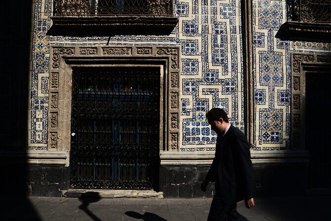 Private Tour in Mexico City with an Award Winning Author - Key Points