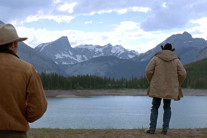 PRIVATE TOUR: Kananaskis Safari Drive and Guided Nature Walk 4H - Authentic Elements & Reviewer Insights