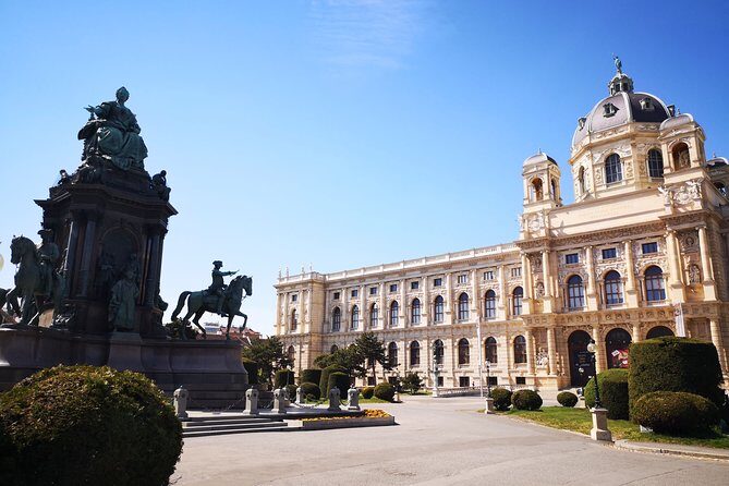 Private tour of historical Vienna with Jan - Discovering Vienna’s Historic Core with Jan