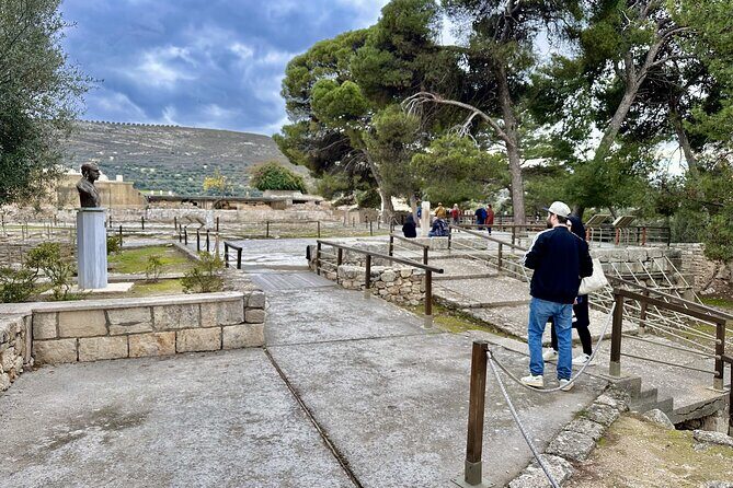 Private Tour of Knossos, Archaeological Museum & Heraklion Town - Discovering Knossos: The Heart of Minoan Crete