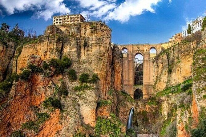 Private Tour of Ronda and Setenil de Las Bodegas - How the Day Unfolds