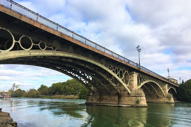 Private tour of Seville highlights - Key Points