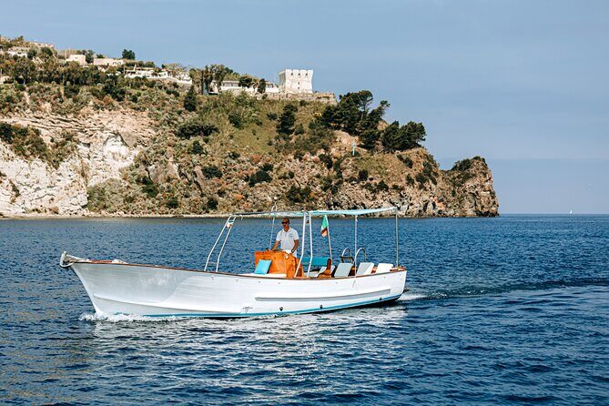 Private tour of the island of Ischia with Gozzo Aprea 35ft - FAQ