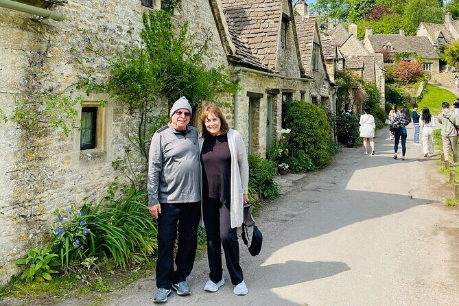 Private tour of the stunning Cotswolds with an expert local guide - The Guide: Knowledgeable, Friendly, and Local