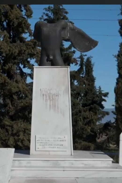 Private tour of Thermopylae ( optional Delphi sight ) - Key Points