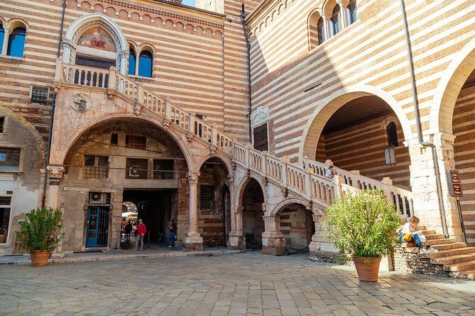 PRIVATE TOUR of Verona: Highlights & Hidden Gems With Locals & Snack Included - Final Thoughts