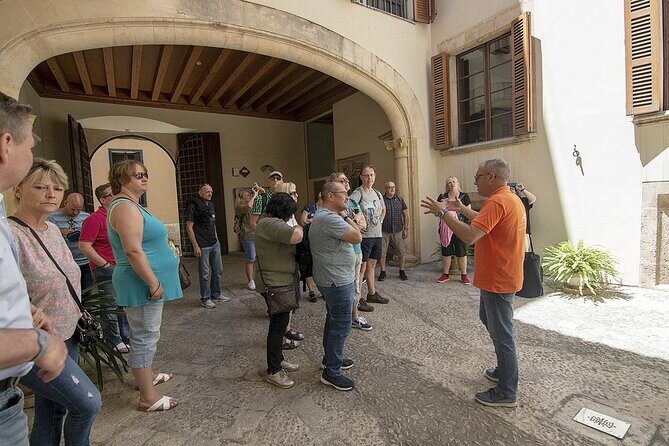 Private Tour: Palma de Mallorca Old Town, Palma Cathedral and Cruise - Authentic Insights from Reviewers