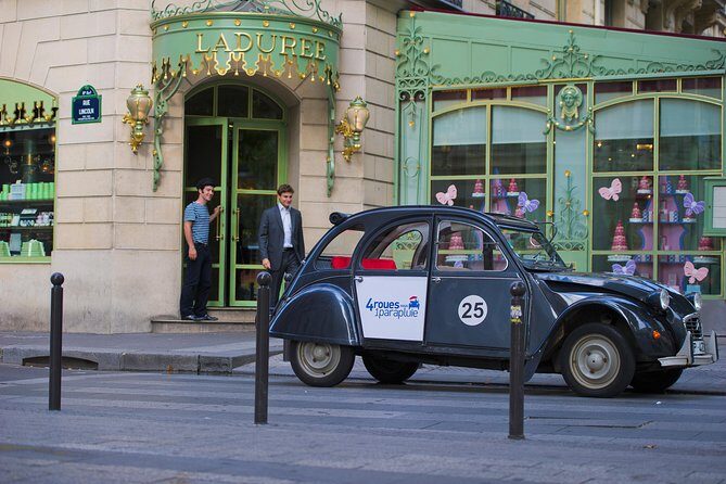 Private tour Paris 3 hours in vintage Citroën 2CV - Drive Past Major Sights