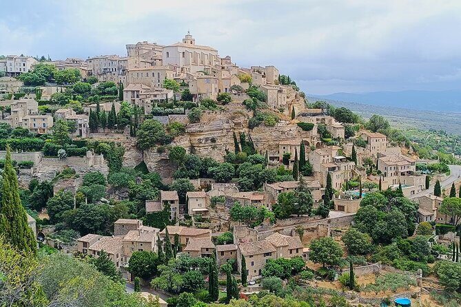 Private Tour Perched Villages of Luberon & (LAVENDER JUNE/JULY) - Key Points