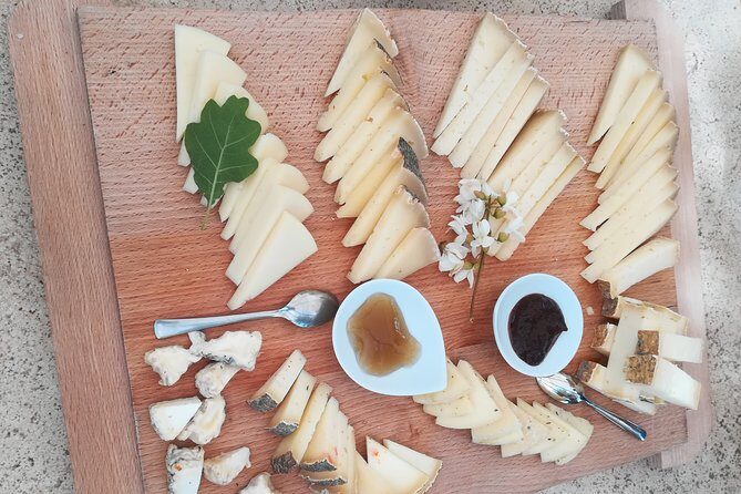 Private Tour: Pienza and Montalcino Organic Cheese and Wine Tour - Who Should Consider This Tour?