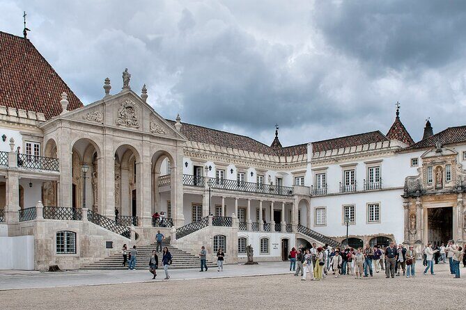 Private Tour: Porto to Lisbon: visit Aveiro,Coimbra,Fatima,Obidos - FAQ  