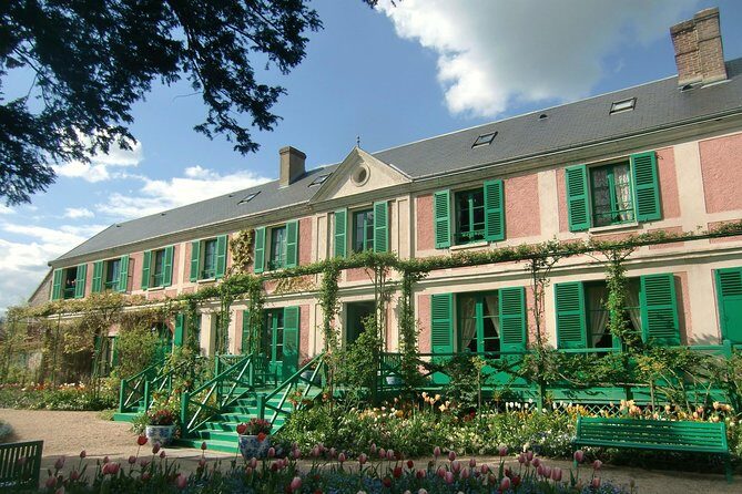 Private Tour: Rouen and Giverny Day Trip from Bayeux - The Sum Up