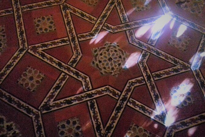 Private tour Royal Palace+Cathedral - What travelers love (based on reviews)