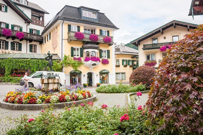 Private tour Salzburg - Mondsee - St. Gilgen with local driver - Practical Tips for Making the Most of Your Tour