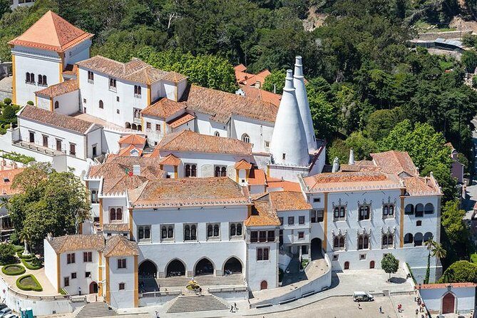 Private Tour Sintra-Queluz-Cabo da Roca-Cascais and Portuguese Riviera from Lisbon - Stop 5: Park and Palace of Pena