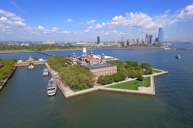 Private Tour Statue of Liberty and Ellis Island - Authentic Insights from Past Reviewers