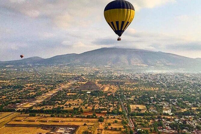 Private Tour: Teotihuacan Pyramids Hot Air Balloon Ride - Who Should Consider This Tour?