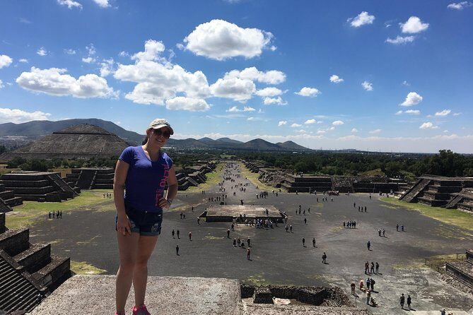 Private Tour: Teotihuacan & Xochimilco in one day - Key Points