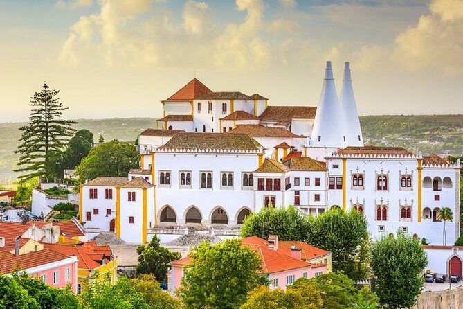 Private Tour: The Mystical, Magical, Medieval Town of Sintra with tickets and lunch - Who Will Love This Tour?