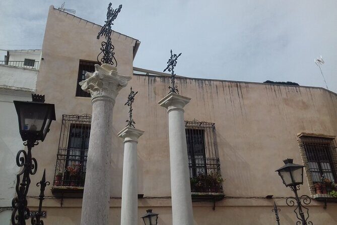 Private tour through the old Jewish neighbourhood. - FAQ