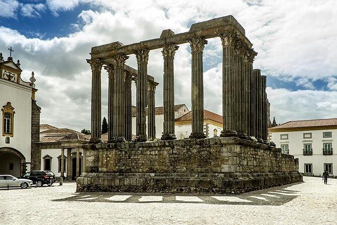 Private Tour to Evora and Monsaraz from Lisbon - An In-Depth Look at the Tour Experience