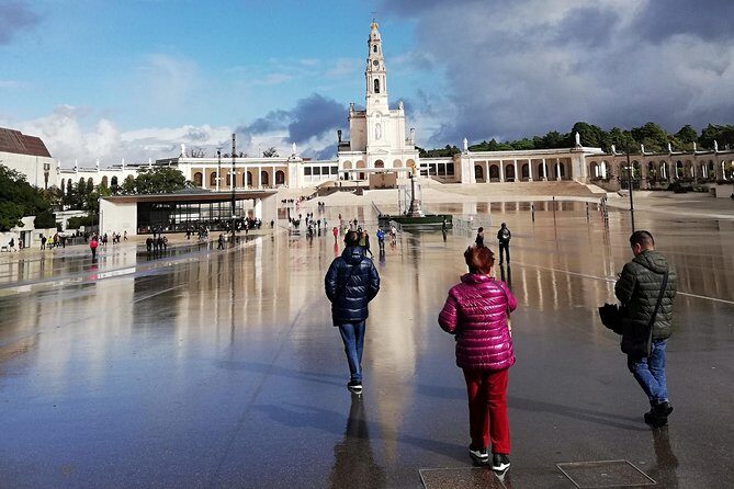 Private Tour to Fatima from Lisbon - FAQs
