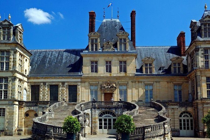 Private tour to Fontainebleau from Paris. Tickets included! - An In-Depth Look at the Tour