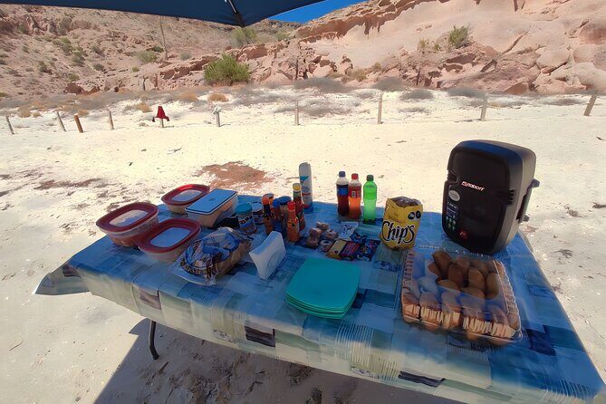 Private Tour to Isla Espiritu Santo and snorkel with sea lions - FAQ