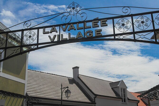 Private Tour to La Vallée Village - Key Points