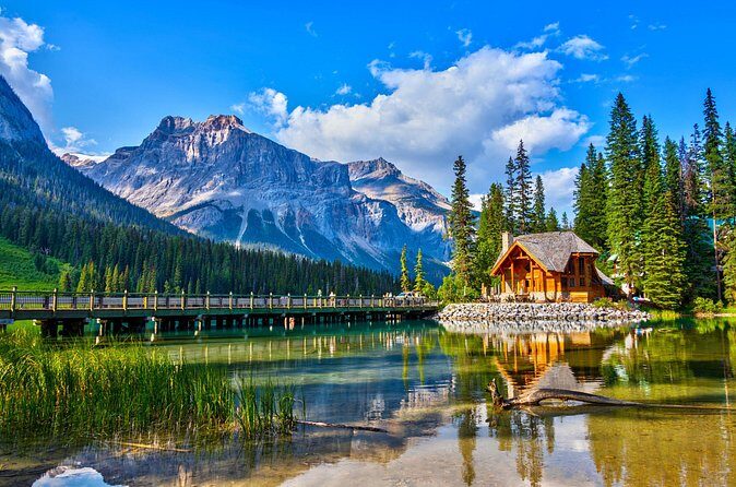 Private Tour to Moraine Lake, Louise, Emerald and Takkakaw Falls - Transportation and Comfort