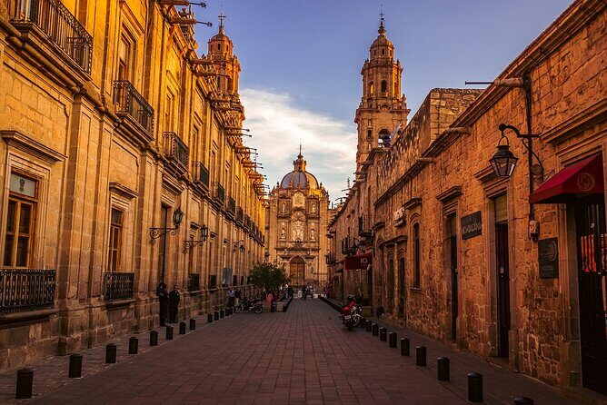 Private tour to Morelia, Pátzcuaro and Janitzio from Guanajuato - Practical Details and What You Can Expect