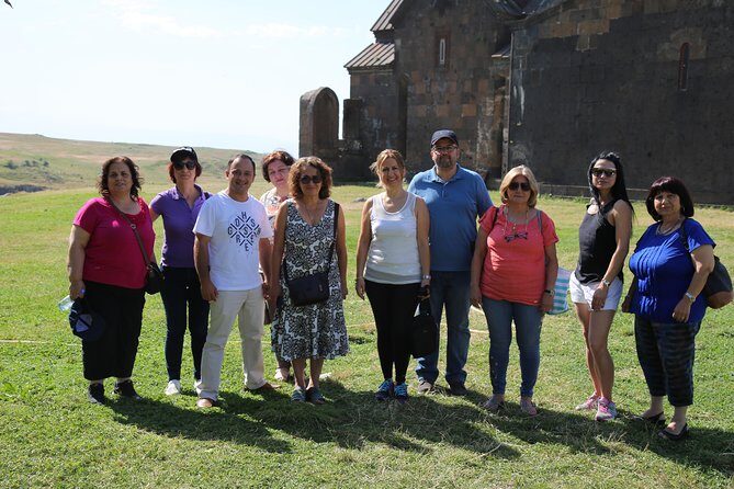 Private tour to Oshakan, Karmravor, Hovhanavank, Saghmosavank monasteries - Exploring the Itinerary in Depth