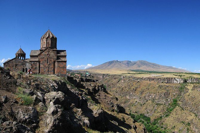 Private tour to Oshakan, Karmravor, Hovhanavank, Saghmosavank monasteries - FAQ