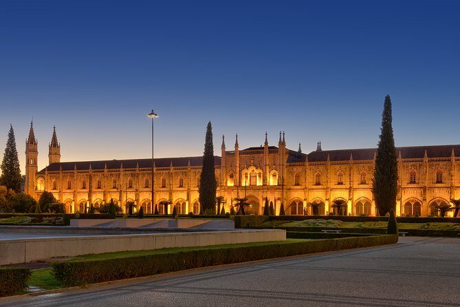 Private tour to Sintra and Lisbon City Full Day - Frequently Asked Questions