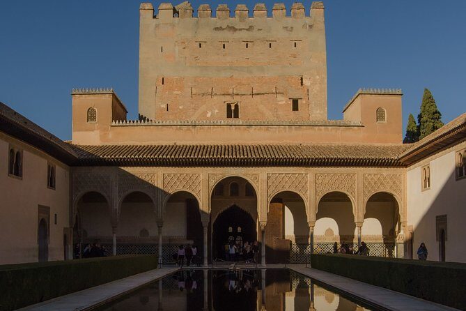 Private Tour to The Alhambra with Nasrid Palaces in Granada - Frequently Asked Questions