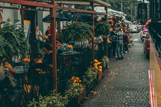 Private Tour to Xochimilco, Coyoacan and Frida Kahlo Museum - FAQ  