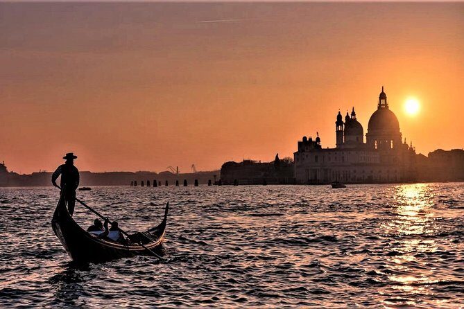 Private Tour: Venice Gondola Ride with Serenade - Frequently Asked Questions