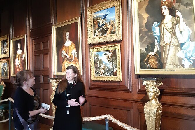 Private tour with an accredited expert guide Hampton Court Palace - Insights from Reviewers