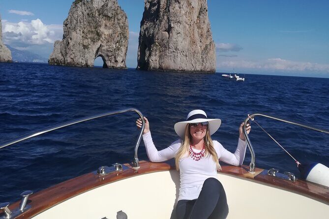 Private tour with fishing, tour of Capri and lunch on board - Who Will Love This Tour?  
