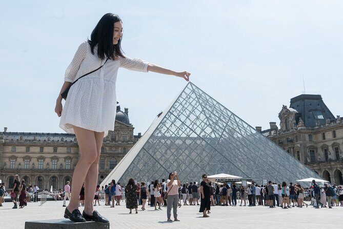 Private Tour with Tickets to the Louvre Museum & Crepes - Key Points