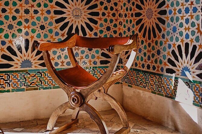 Private Tours Alhambra : Tickets & Tour Guide & Skip-the-Line - Practical Tips for Visitors