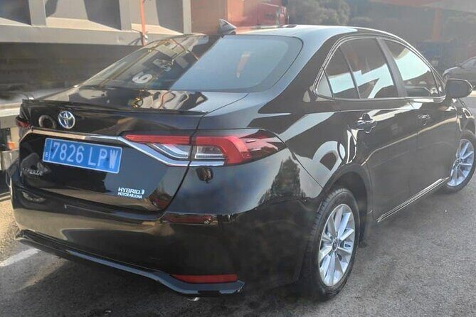 Private Transfer Airport Reus to Barcelona - Key Points