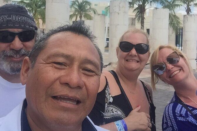 Private Transfer between Cozumel Airport or Ferry, and Hotels - Practical Details and Tips